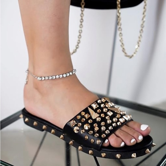 Cape Robbin | Shoes | New Cape Robbin Black Rose Gold Studded Sandals ...